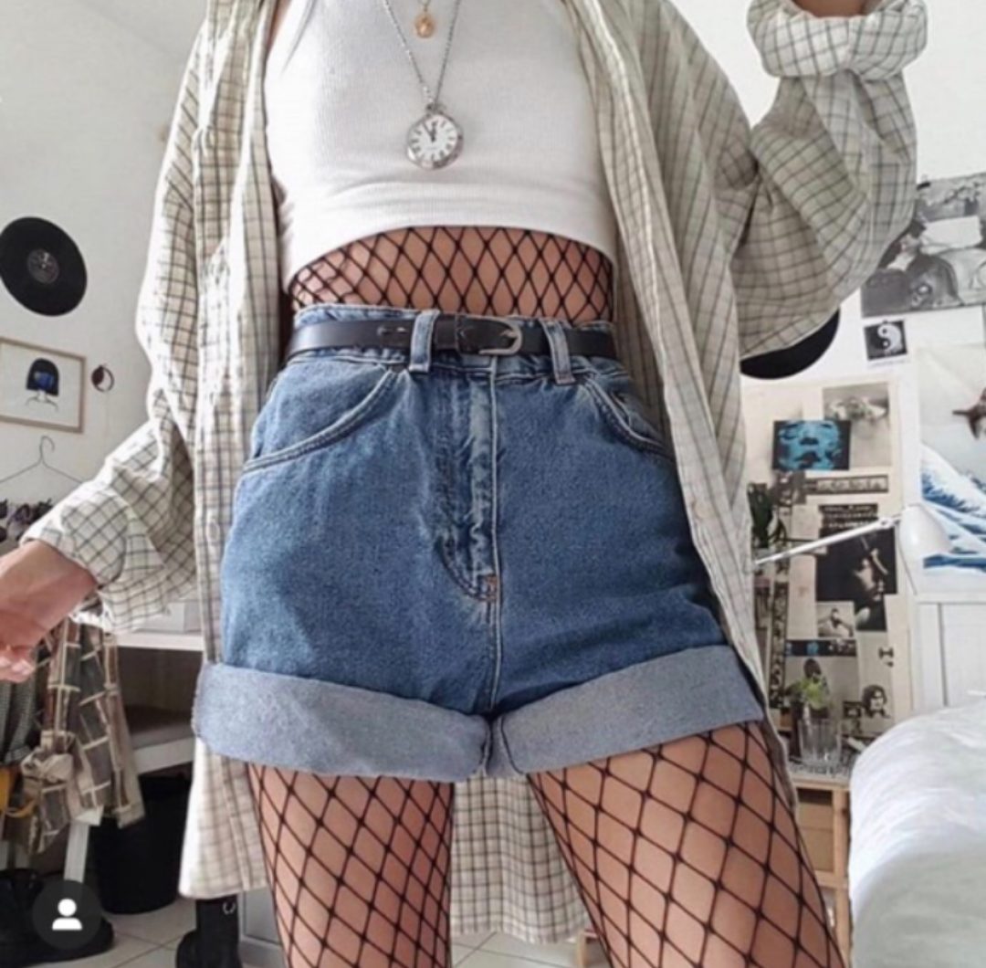 Aesthetic Clothes And Accessories | Aesthetic Online Shop – All Things ...